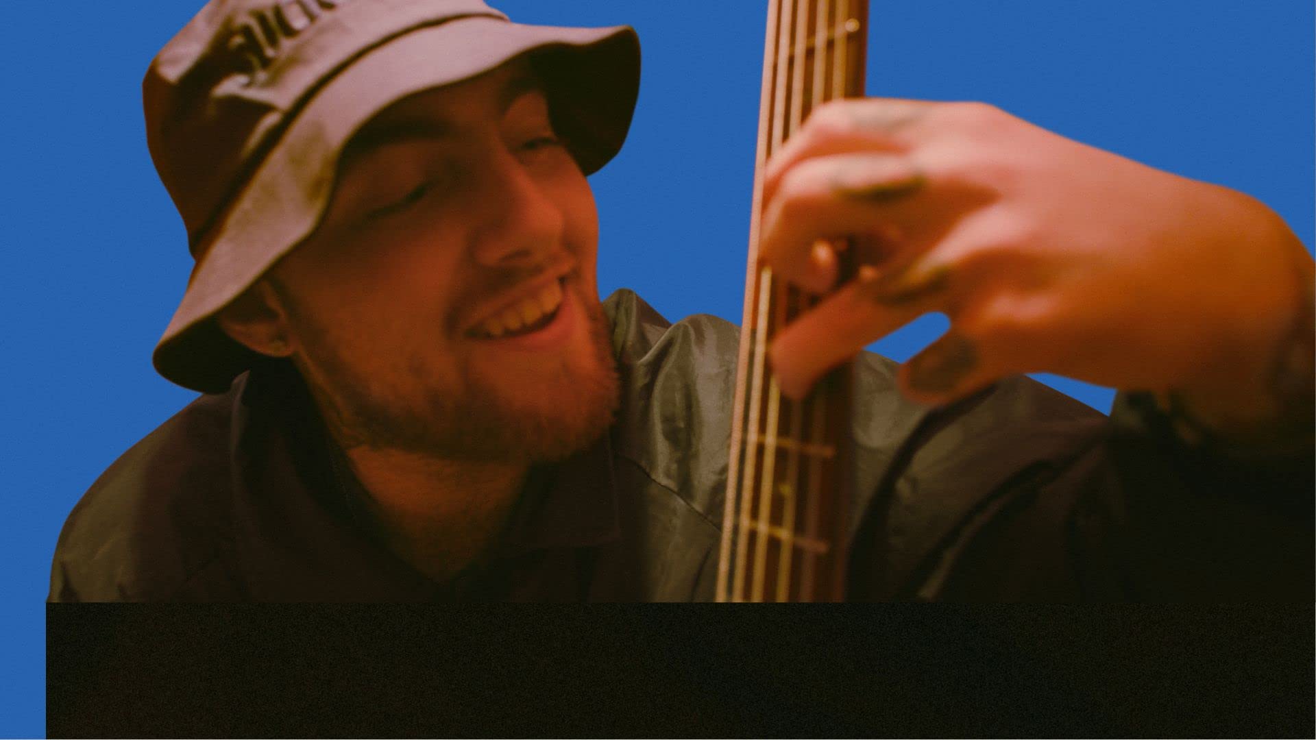 Artist & Band Merch | T-Shirts, Hoodies, Vinyl | Amazon.com