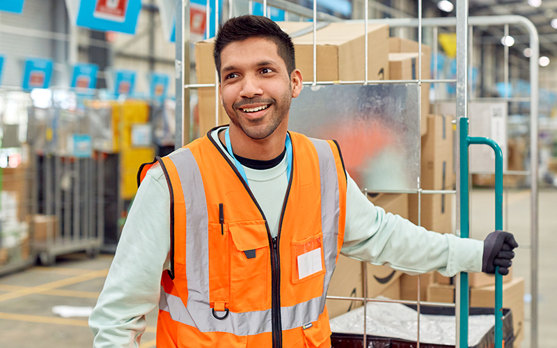 Fulfilment Centre & Associate Jobs | Jobs at Amazon