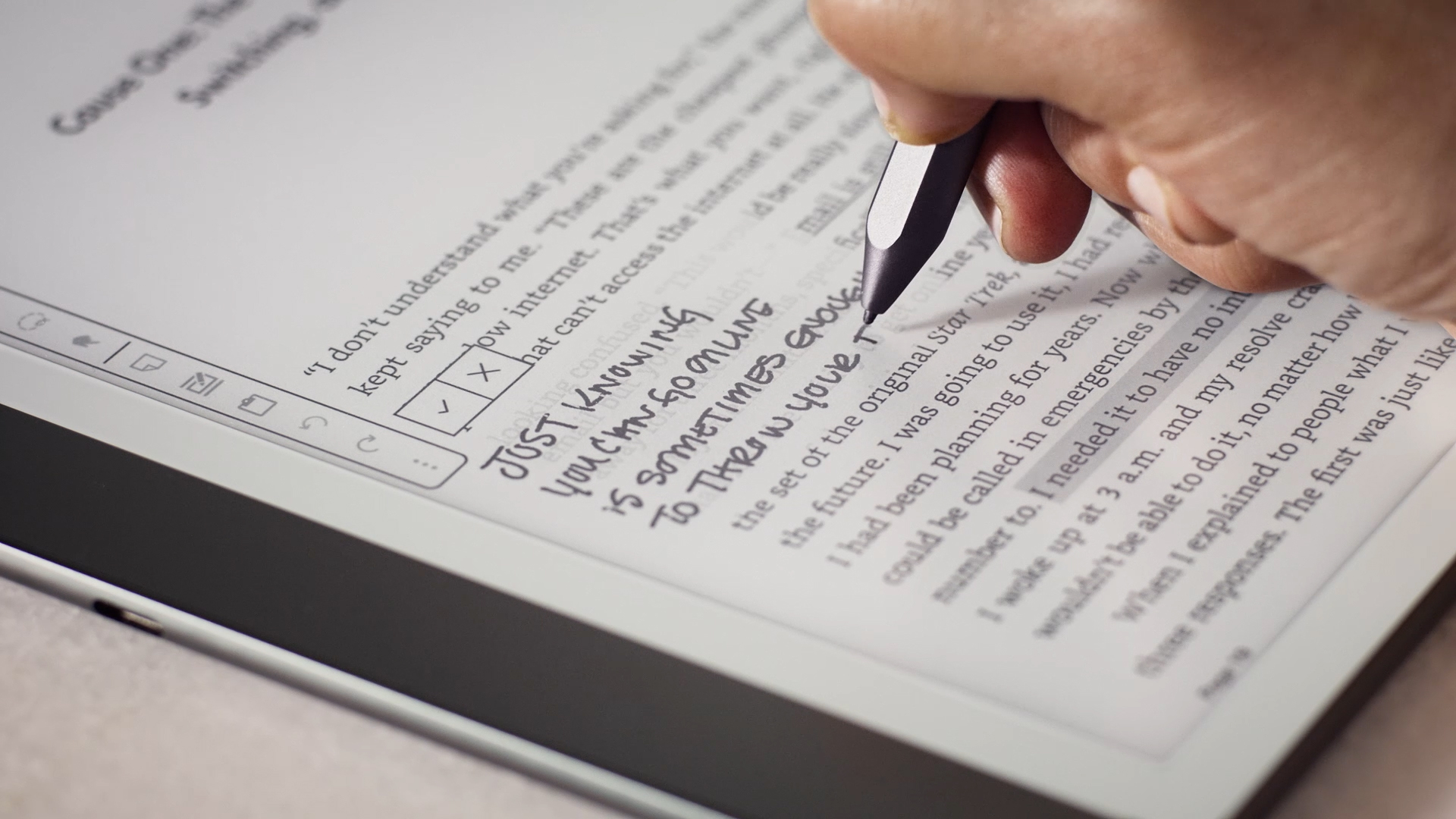 Amazon Kindle Scribe (16 GB) – Redesigned display with uniform borders. Now write directly on ...