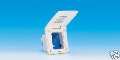 Amazon.com: Whale WATERMASTER Inlet Box ES 1000 with Micro Switched ...