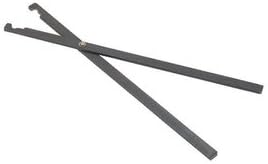 Amazon.com : Duke Body Gripping Trap Setting Tool : Hunting And ...