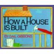 How a House Is Built: Gail Gibbons, Gail Gibbons: 9780590449403: Amazon ...