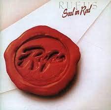 Seal in Red: Rufus & Chaka Khan: Amazon.fr: CD et Vinyles}