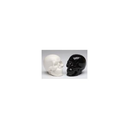 Amazon.com: Skull Salt & Pepper Shaker Set made of Ceremic: Skull ...