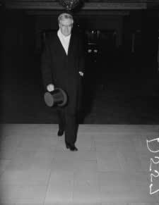 Amazon.com: 1937 Jan. 12. Justice Ben. Cardozo leaving home for White ...