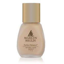 Amazon.com : Natural Liquid Foundation with Jojoba Oil and Chamomile ...