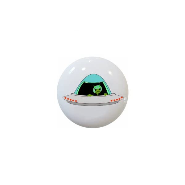 Amazon.com: Spaceship Ship Alien Flying Saucer - Outer Space ...