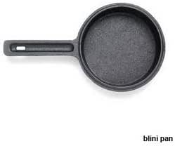 Amazon.com: blini pan with cast iron handle by gense: Cookware: Home ...