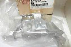 Genuine Hyundai 25253-25001 A/C Compressor Bracket, Compressors ...