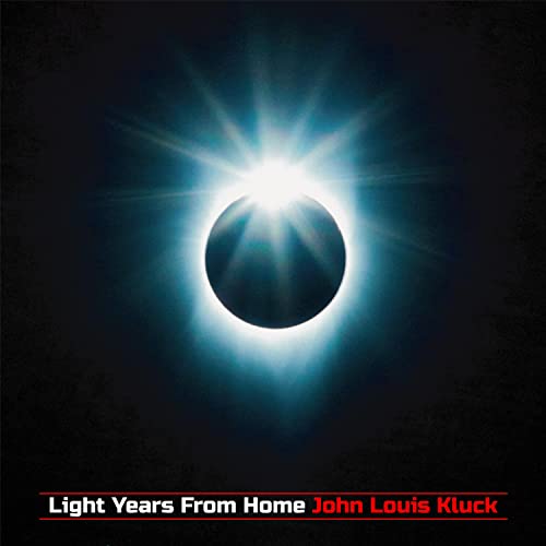 Amazon MusicでJohn Louis KluckのLight Years From Home (2CD Set)を再生する