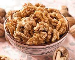 Natural Dried Kashmiri Walnut Premium Akrot Giri Rich in Protein & Iron ...
