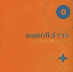 Essential Mix: Various Artists: Amazon.ca: Music