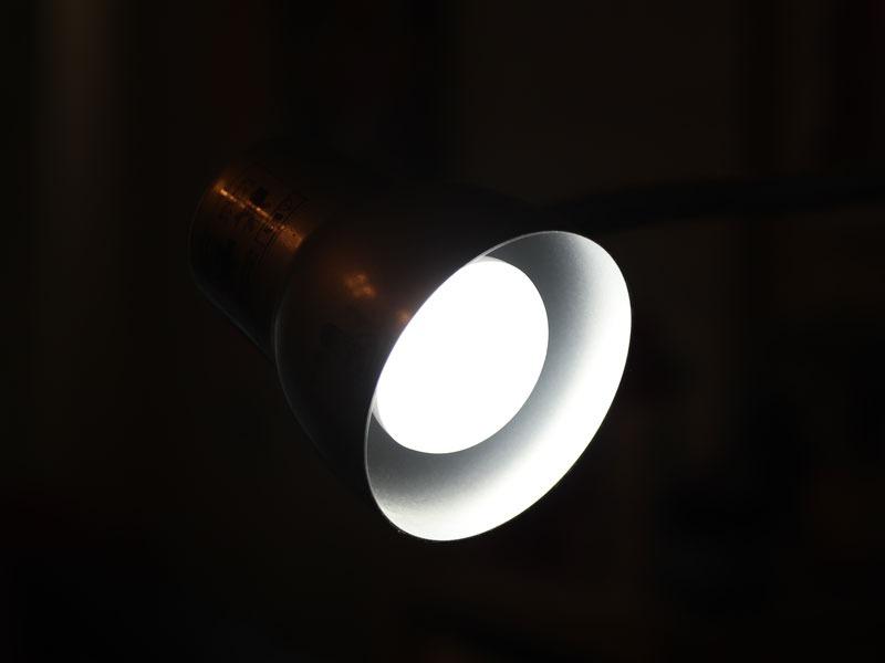 Amazon | オーム電機 LED電球 ミニレフランプ形 40形相当 E17 昼光色 [品番]06-0768 LDR3D-W-E17 A9 | オーム(OHM) | LED電球 通販