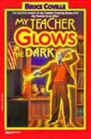 Amazon.com: My Teacher Glows in the Dark: 9780833582485