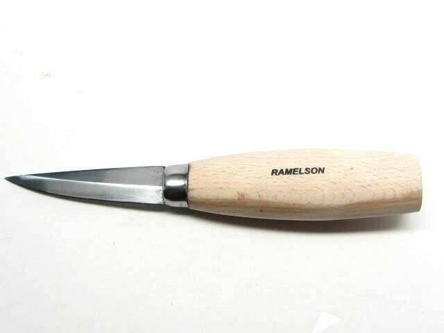 5 Best Sloyd Knives for Wood Carving - KnifeBuzz