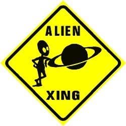 Amazon.com: Alien Crossing et UFO Science Fiction Sign : Home & Kitchen