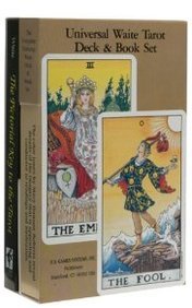 universal-waite-tarot-deck-and-book-set : Amazon.de: Bücher