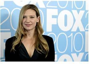 Anna Torv 8x10 Photo Fringe photo 3 sexy smile black top at Amazon's ...