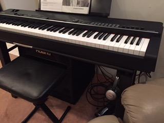 Amazon.com: Yamaha LG800 Heavy Duty Stand for 88-note Keyboards ...