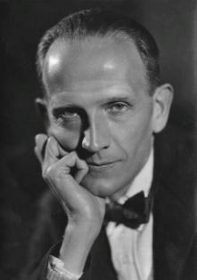 Amazon.co.uk: A. A. Milne: books, biography, latest update
