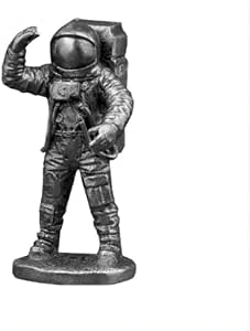 Amazon.com: Ronin Miniatures Buzz Aldrin Astronaut NASA Tin Metal ...