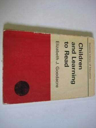 Amazon.co.jp: Children and Learning to Read (Students Library of ...