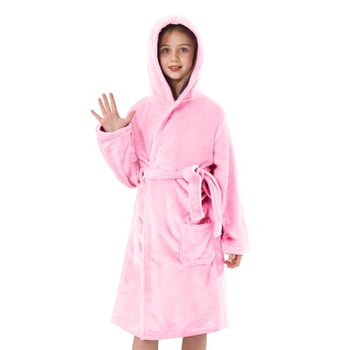 8 Best Toddler Robes For The Beach Of 2023 (An Explanatory Buyer's ...