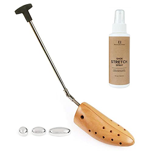 [5 Easy Ways] How To Stretch Rubber Boots? | Breakerly.com