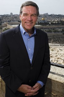 Amazon.com: Chris Mitchell: books, biography, latest update