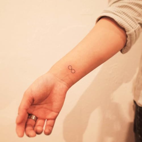 Kraftvolle Tattoos: So wählst du dein Symbol für Mut und Stärke