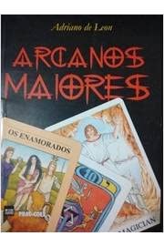 Amazon.com: Arcanos maiores.: 9788523703257: Adriano de Leon: Libros