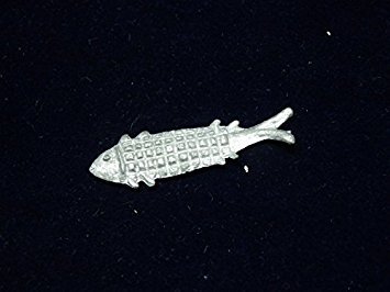 Buy Generic Ranga Fish (Silver) Online at Low Prices in India - Amazon.in