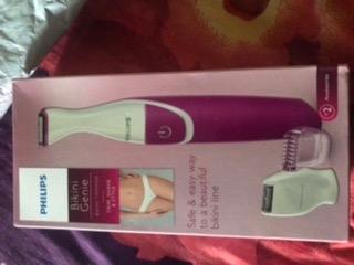 Philips BRT382/15 Cordelss Bikini Trimmer (White/Pink) : Amazon.in: Health & Personal Care