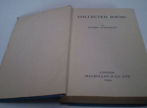 Collected Poems: Stephens, James: 9780333081914: Amazon.com: Books