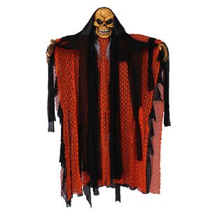 Horrible Skeleton Hanging Devil in Elegant linen for Halloween ...