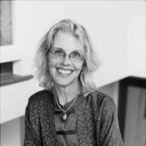 Amazon.in: Jane Smiley: books, biography, latest update