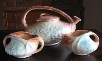 Amazon.com | Vintage McCoy 3 Piece Daisy Teapot Set Teapot Creamer ...
