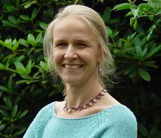 Amazon.co.uk: Cornelia Funke: books, biography, latest update