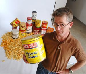 Crunch!: A History of the Great American Potato Chip: Burhans, Dirk: 9780299227708: Amazon.com ...