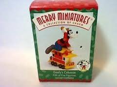 Amazon.com: Merry Miniatures Goofy's Caboose Hallmark Disney Mickey ...