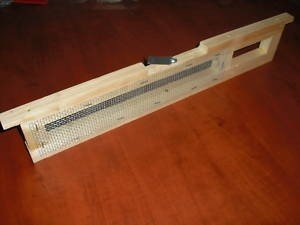 Amazon.com: Queen Introduction Frame for 8 or 10 Frame Bee Hive, a ...