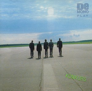 Amazon.com: Play: 0743216861620: De Mono: Books