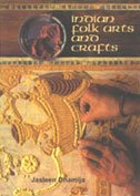 Indian Folk Arts and Crafts: Jasleen Dhamija: 9788123739113: Amazon.com ...