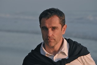 Amazon.com: Didier Maleuvre: books, biography, latest update