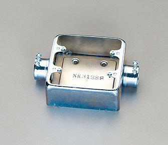 Amazon | E19 露出スイッチボックス(2方出/2個用) EA940CS-15 | 電設用部品・資材 | DIY・工具・ガーデン 通販