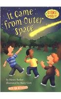 It Came from Outer Space (Science Solves It (Pb)): Amazon.co.uk: 9780756955694: Books