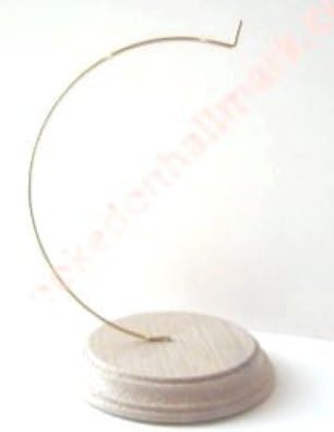 Amazon.com: Hallmark Ornament Display Stand - QHB6023 : Home & Kitchen