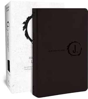 Jesus-Centered Bible NLT, Charcoal: Group Publishing: 9781470744854 ...