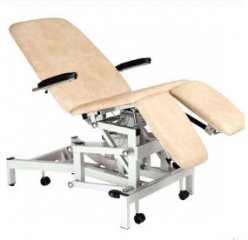 Plinth 2000 Podiatry Chair Divided Leg 90 Degree Drop (93CDT) : Amazon ...