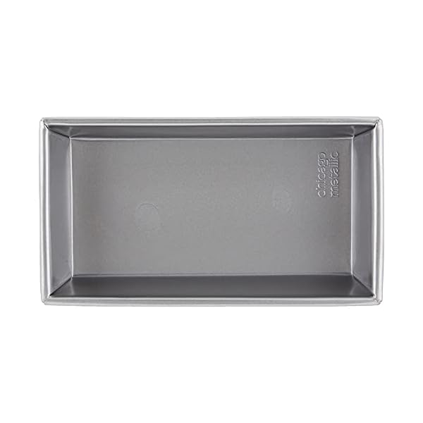 Chicago Metallic Commercial II Traditional Uncoated 1-Pound Loaf Pan ...